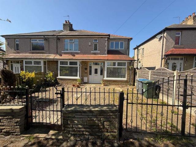 5 Bedroom Semi Detached House