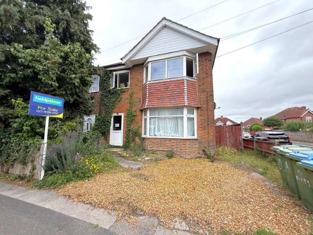 5 Bedroom Semi Detached House