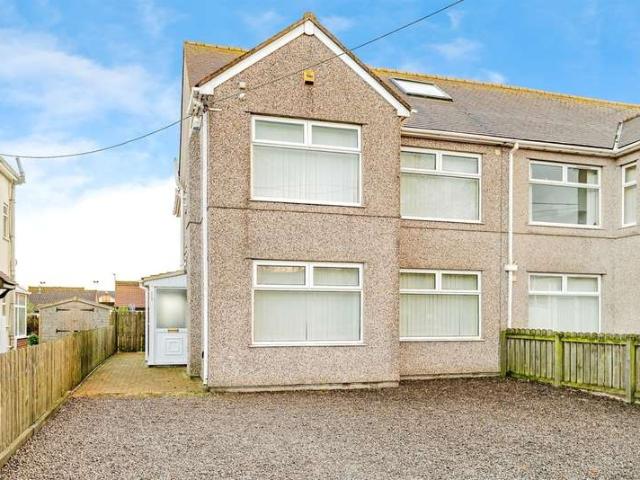 5 Bedroom Semi Detached House