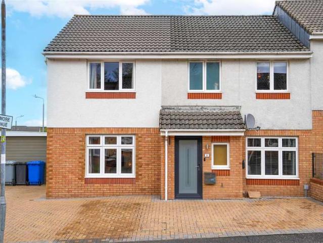5 Bedroom Semi Detached House