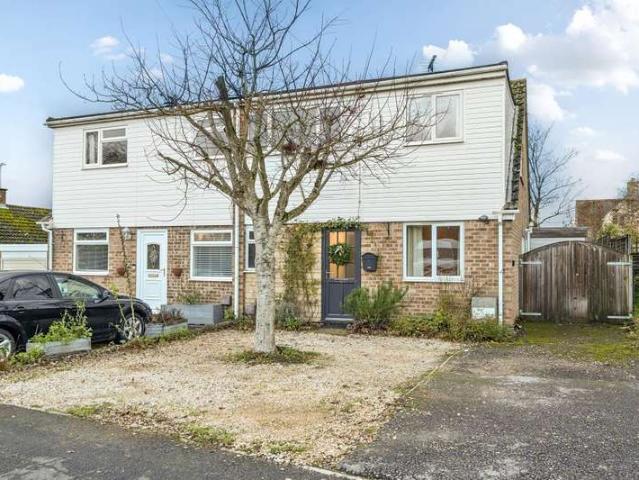 5 Bedroom Semi Detached House
