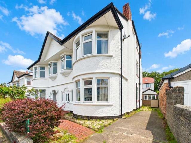 5 Bedroom Semi Detached House