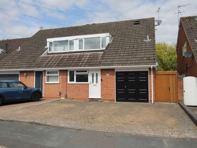 5 Bedroom Semi Detached House