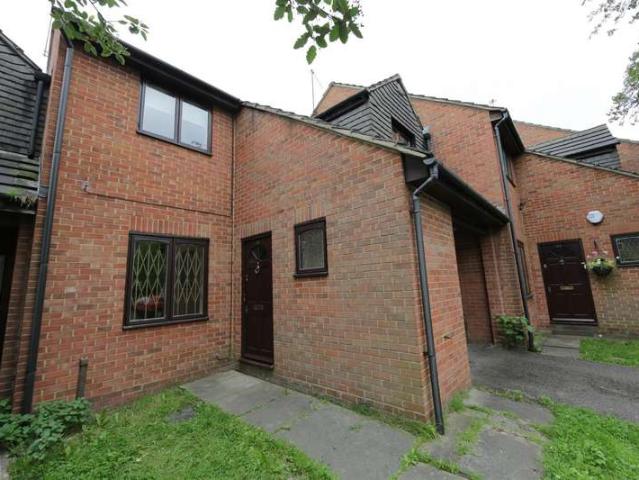 5 Bedroom Semi Detached House