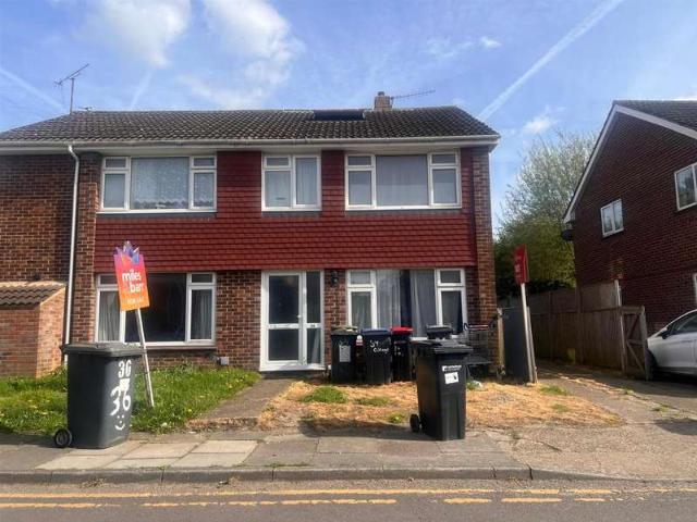 5 Bedroom Semi Detached House