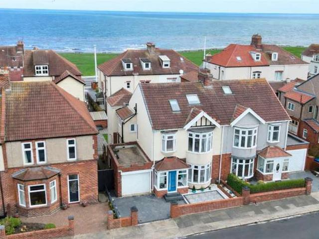 5 Bedroom Semi Detached House