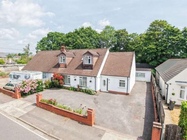 5 Bedroom Semi Detached House