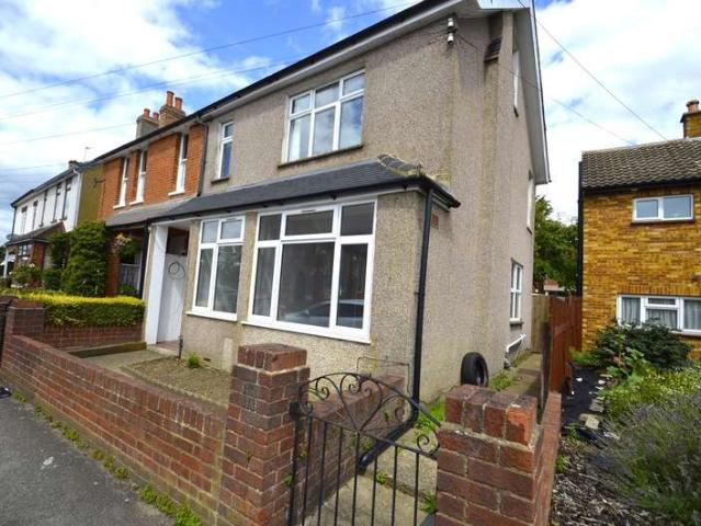 5 Bedroom Semi Detached House