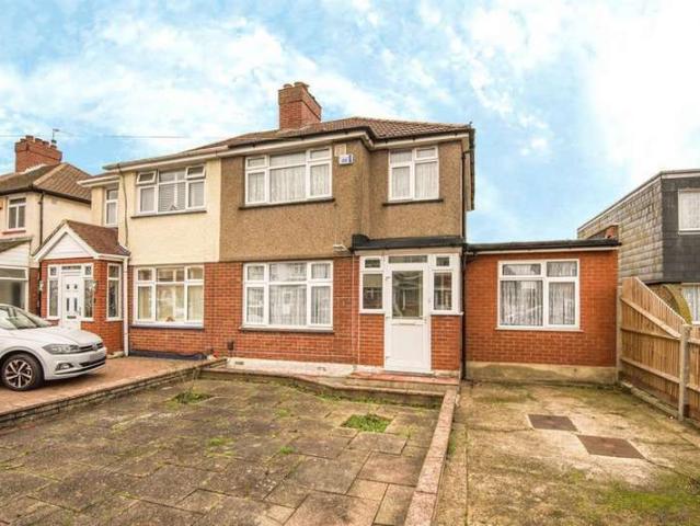 5 Bedroom Semi Detached House