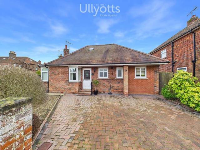 4 Bedroom Semi Detached House