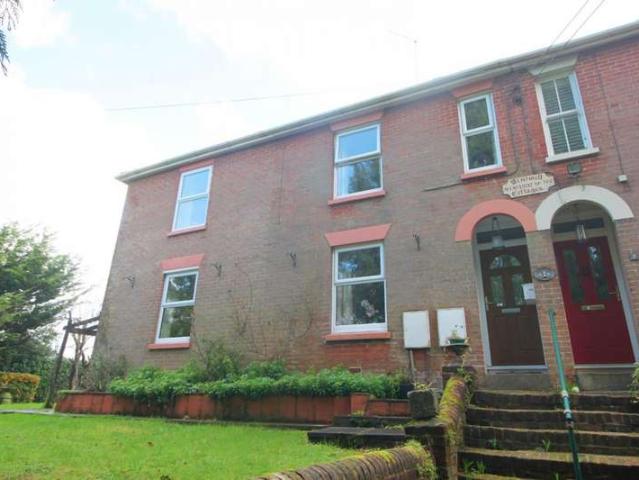 5 Bedroom Semi Detached House