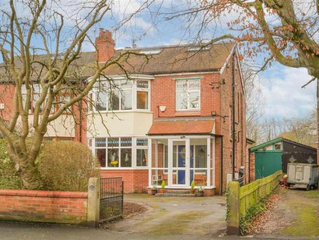 5 Bedroom Semi Detached House