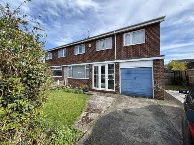 5 Bedroom Semi Detached House