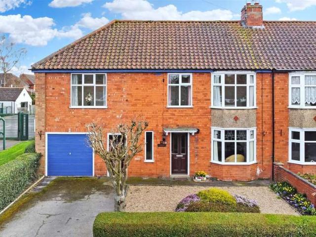 5 Bedroom Semi Detached House