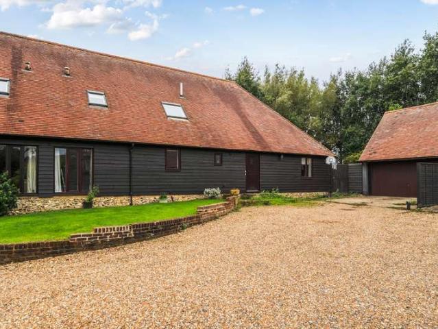 5 Bedroom Semi Detached House