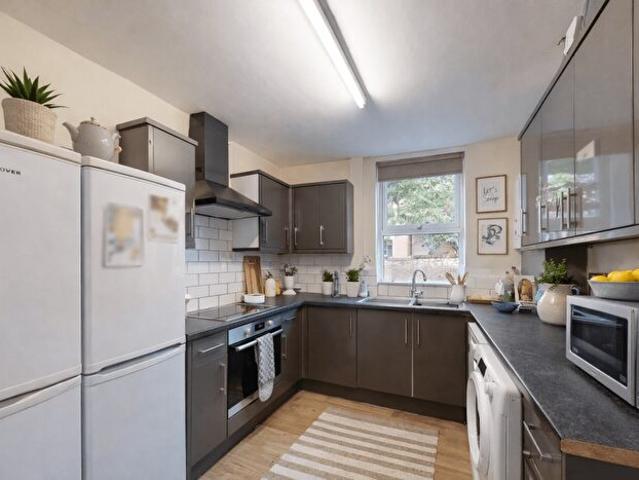 5 Bedroom Semi Detached House To Rent In Devonshire Promenade, Lenton, Nottingham, NG7