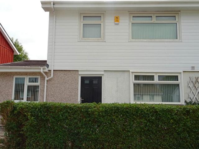 5 Bedroom Semi Detached House To Rent In Founder Close, Canley, Coventry, CV4