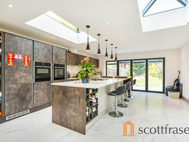 5 Bedroom Semi Detached House To Rent In Valentia Road, Headington, OX3