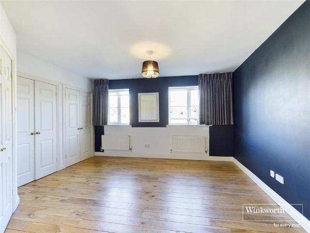 5 bedroom semi detached house to rent