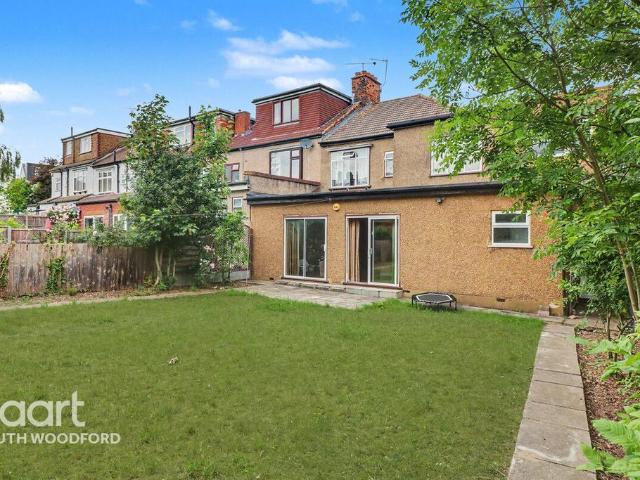 5 bedroom semi detached house to rent