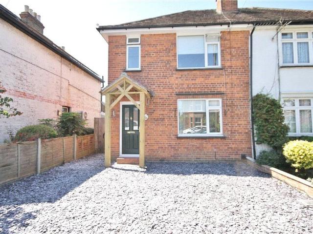 5 bedroom semi detached house to rent