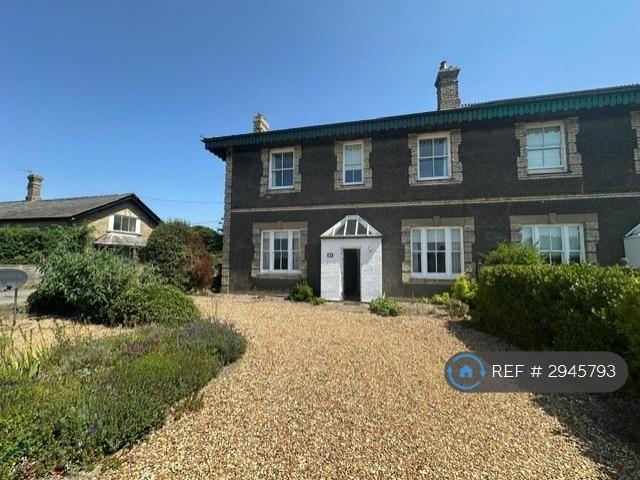 5 bedroom semi detached house to rent