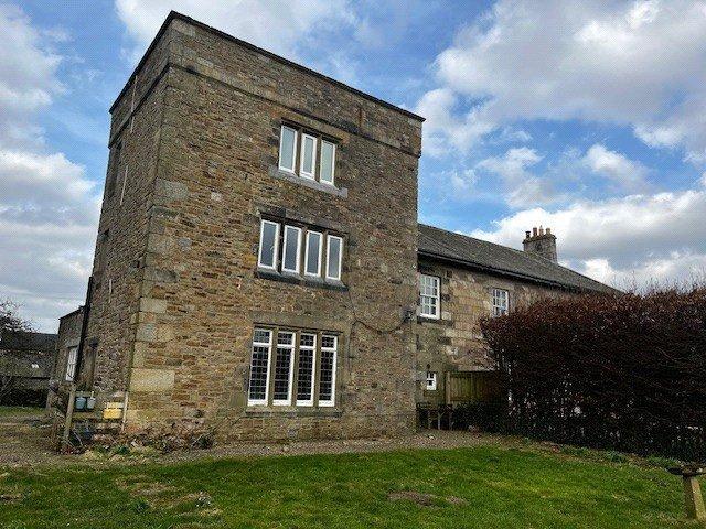 5 bedroom semi detached house to rent