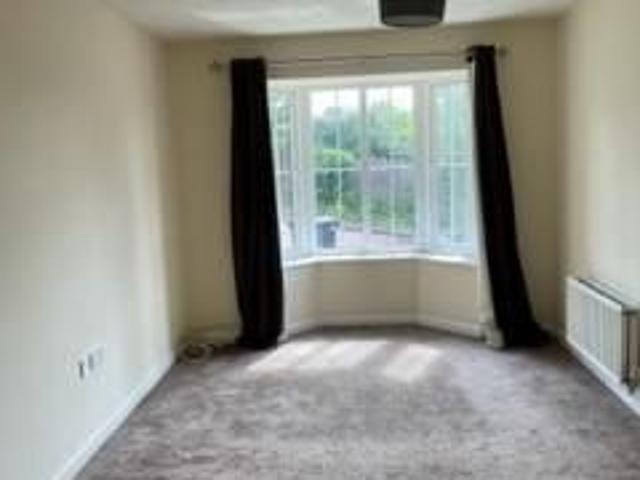 5 bedroom semi detached house to rent
