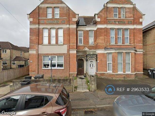 5 bedroom semi detached house to rent