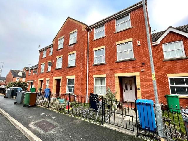 5 bedroom semi detached house to rent
