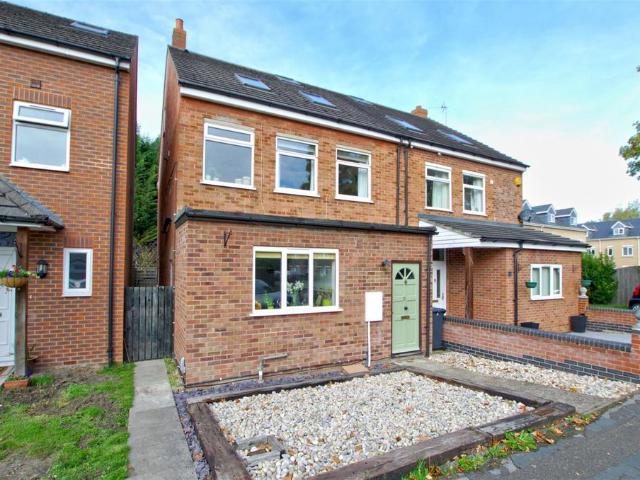 5 bedroom semi detached house to rent