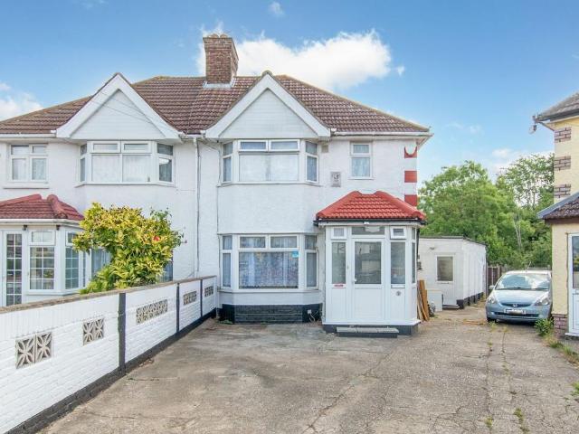 5 bedroom semi detached house to rent