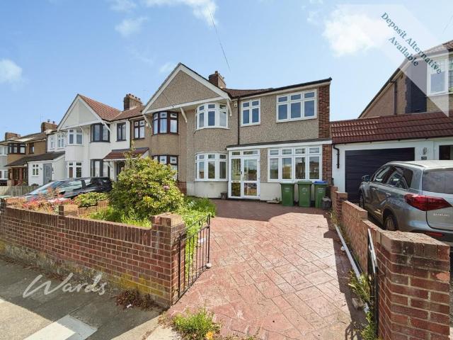 5 bedroom semi detached house to rent