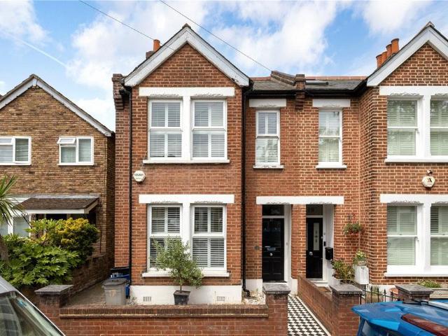 5 bedroom semi detached house to rent