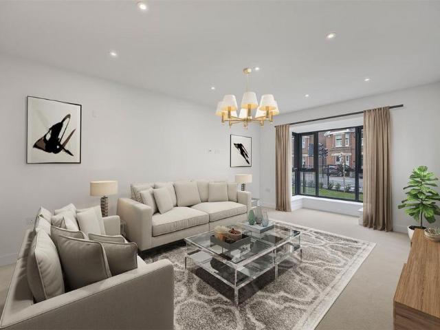 5 bedroom semi detached house to rent