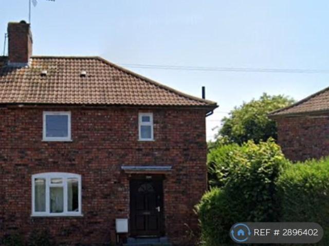 5 bedroom semi detached house to rent