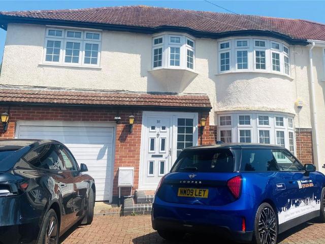 5 bedroom semi detached house to rent