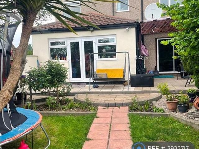 5 bedroom semi detached house to rent