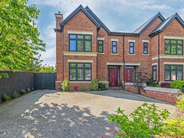 5 bedroom semi detached house to rent