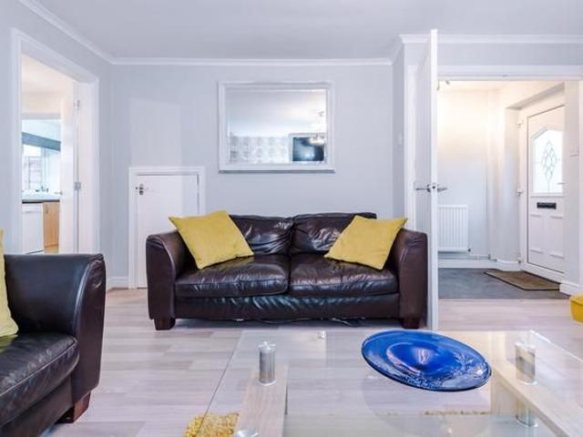 5 bedroom semi detached house to rent
