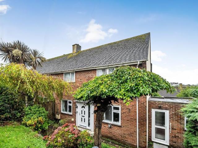 5 bedroom semi detached house for sale