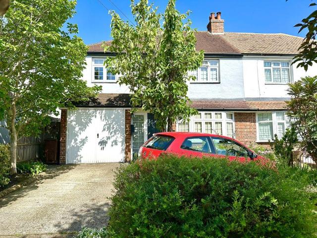 5 bedroom semi detached house for sale