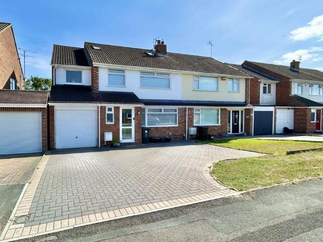 5 bedroom semi detached house for sale