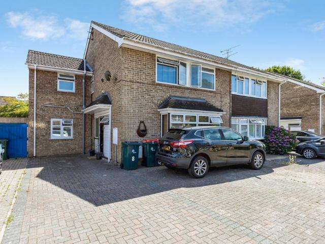 5 bedroom semi detached house for sale
