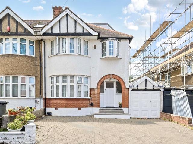 5 bedroom semi detached house for sale