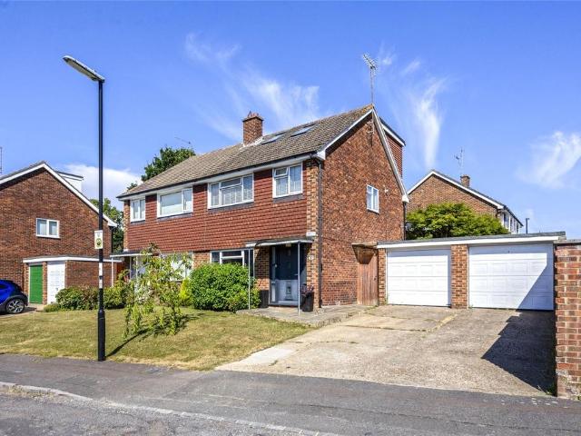 5 bedroom semi detached house for sale