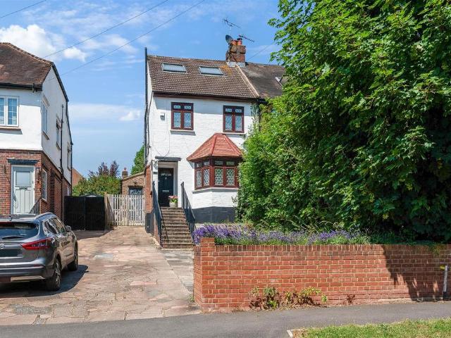 5 bedroom semi detached house for sale