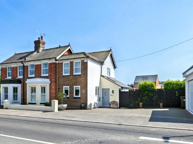 5 bedroom semi detached house for sale