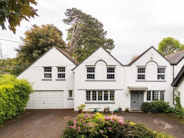 5 bedroom semi detached house for sale