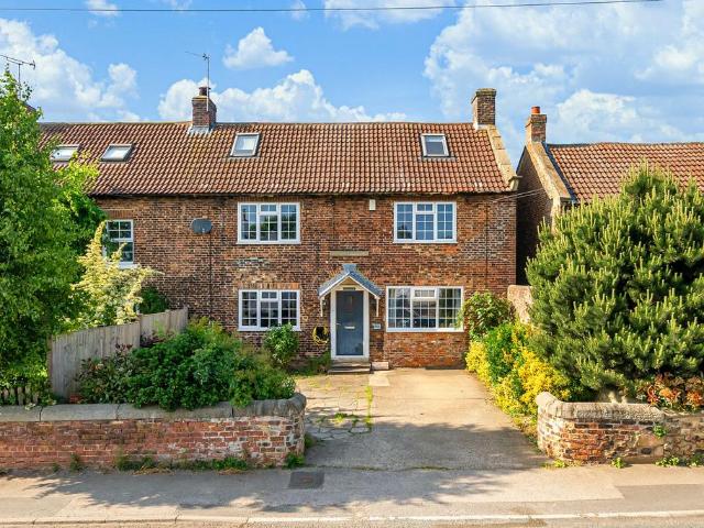 5 bedroom semi detached house for sale
